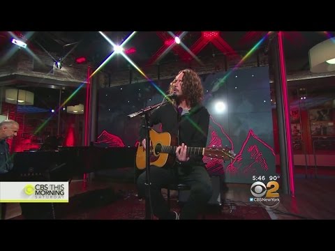 Chris Cornell Hangs Himself