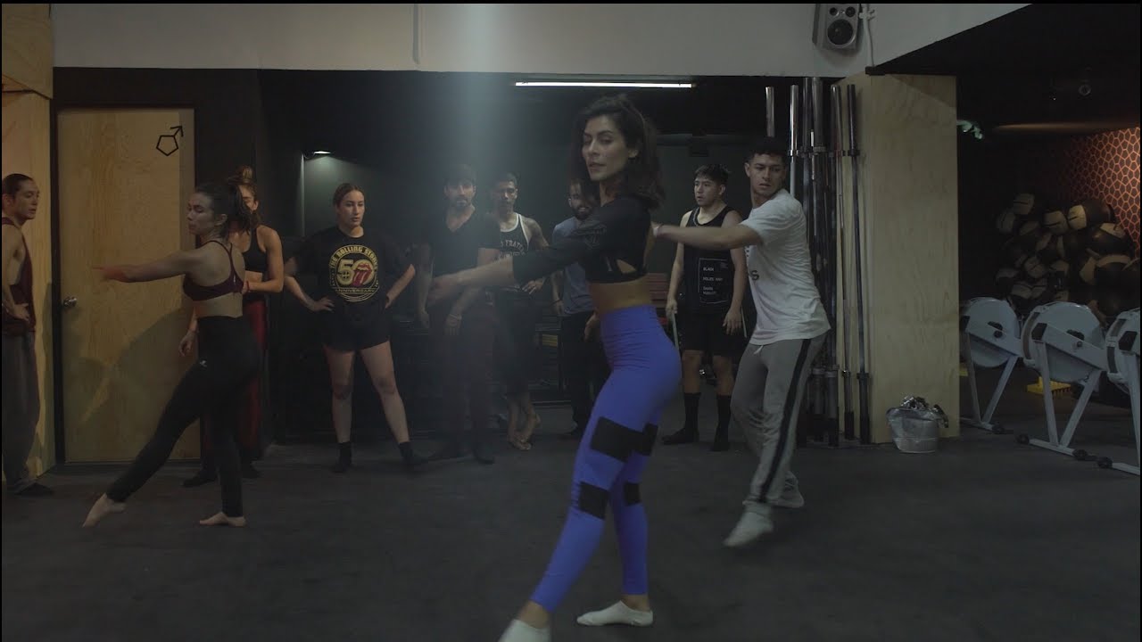 María León - Régimen de la Sargento León : CrossFit - YouTube