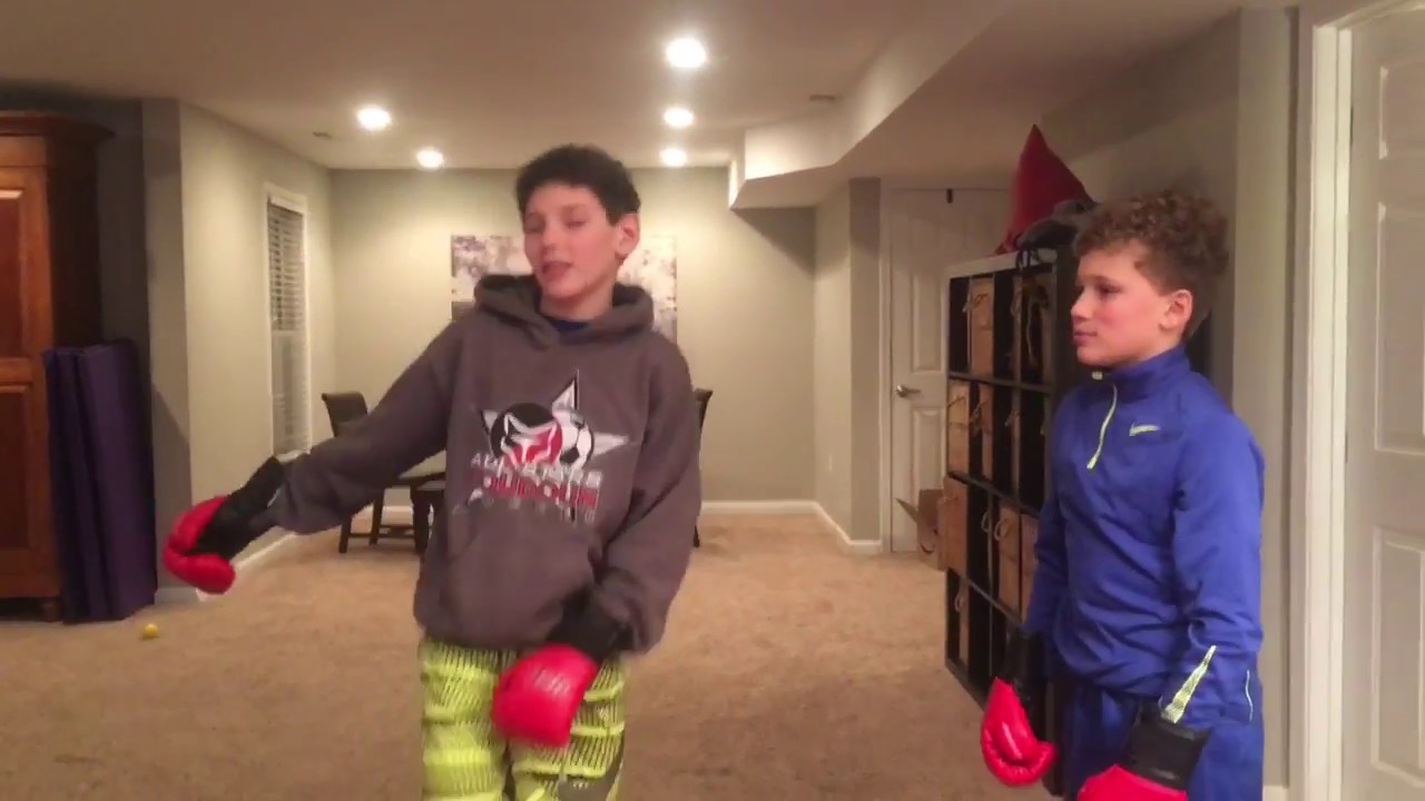 Boxing match (bloody face) - YouTube