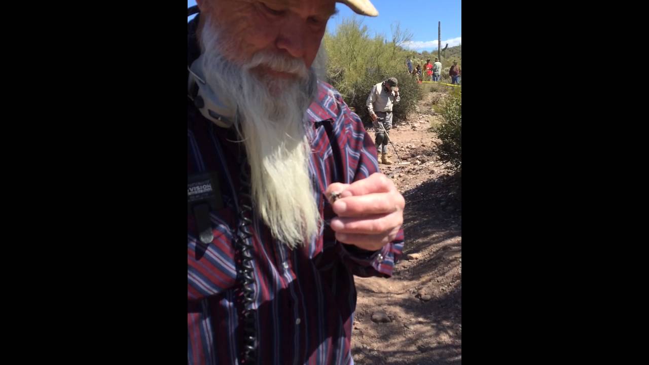 Woodrows big find of the day - YouTube