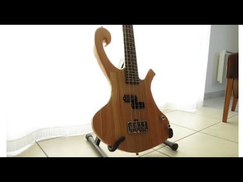 Fabrication d'une Basse Style Les Claypool Signature (FIN) - YouTube