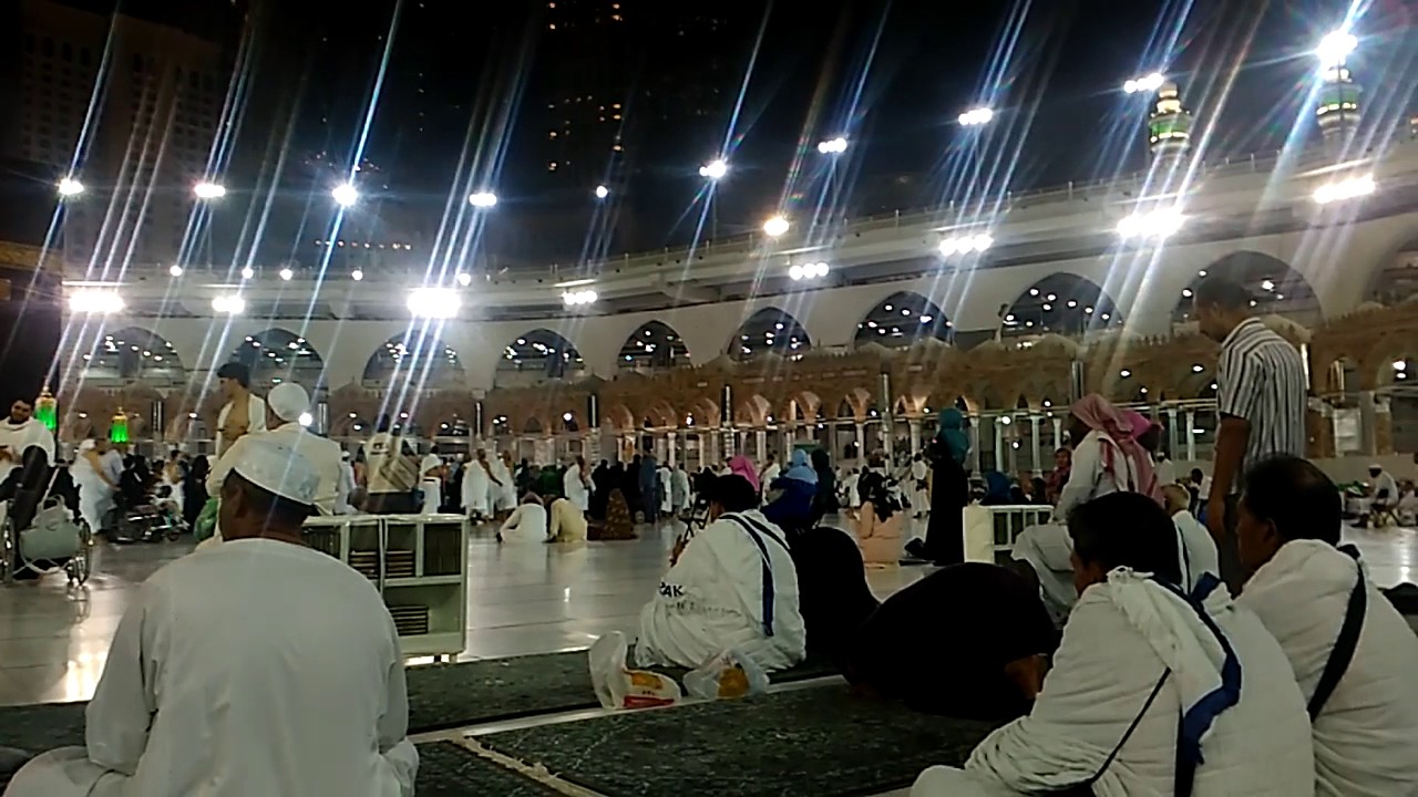 Selesai Tawaf, Sholat Tawaf Sunat di depan Maqam Nabi Ibrahim Fenni ...