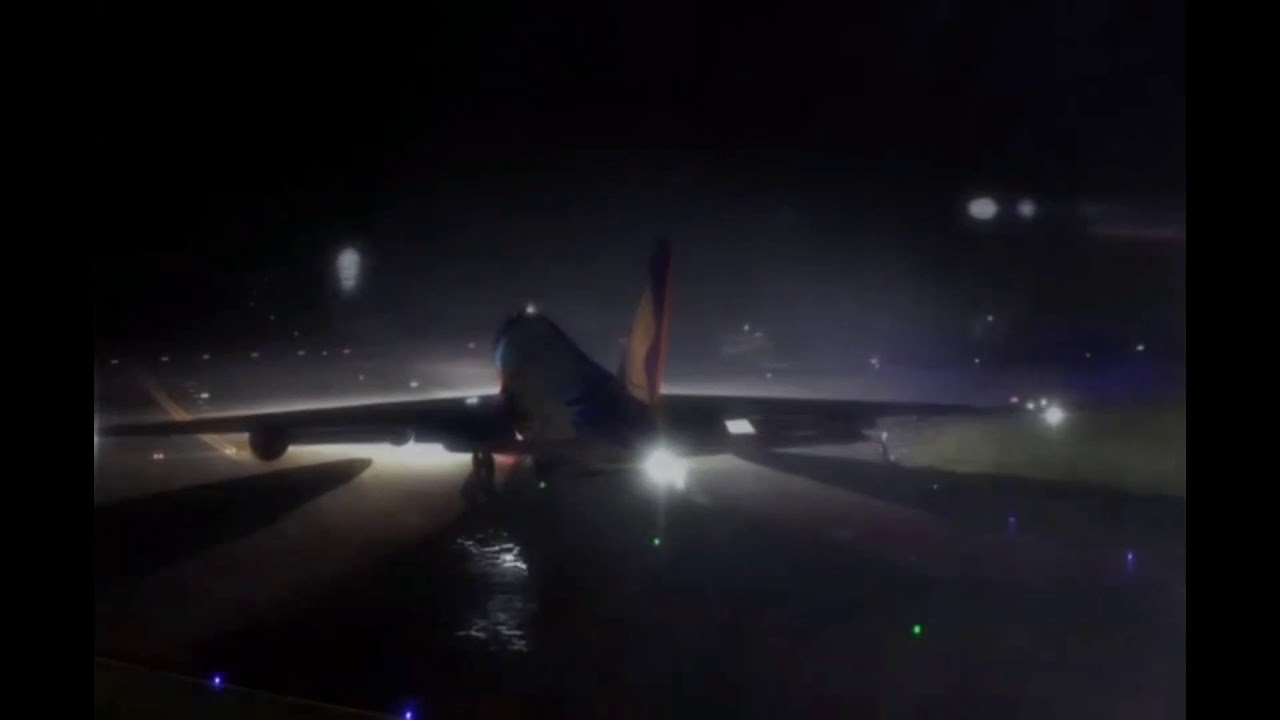 Singapore Airlines Flight 006 - Crash Animation - YouTube