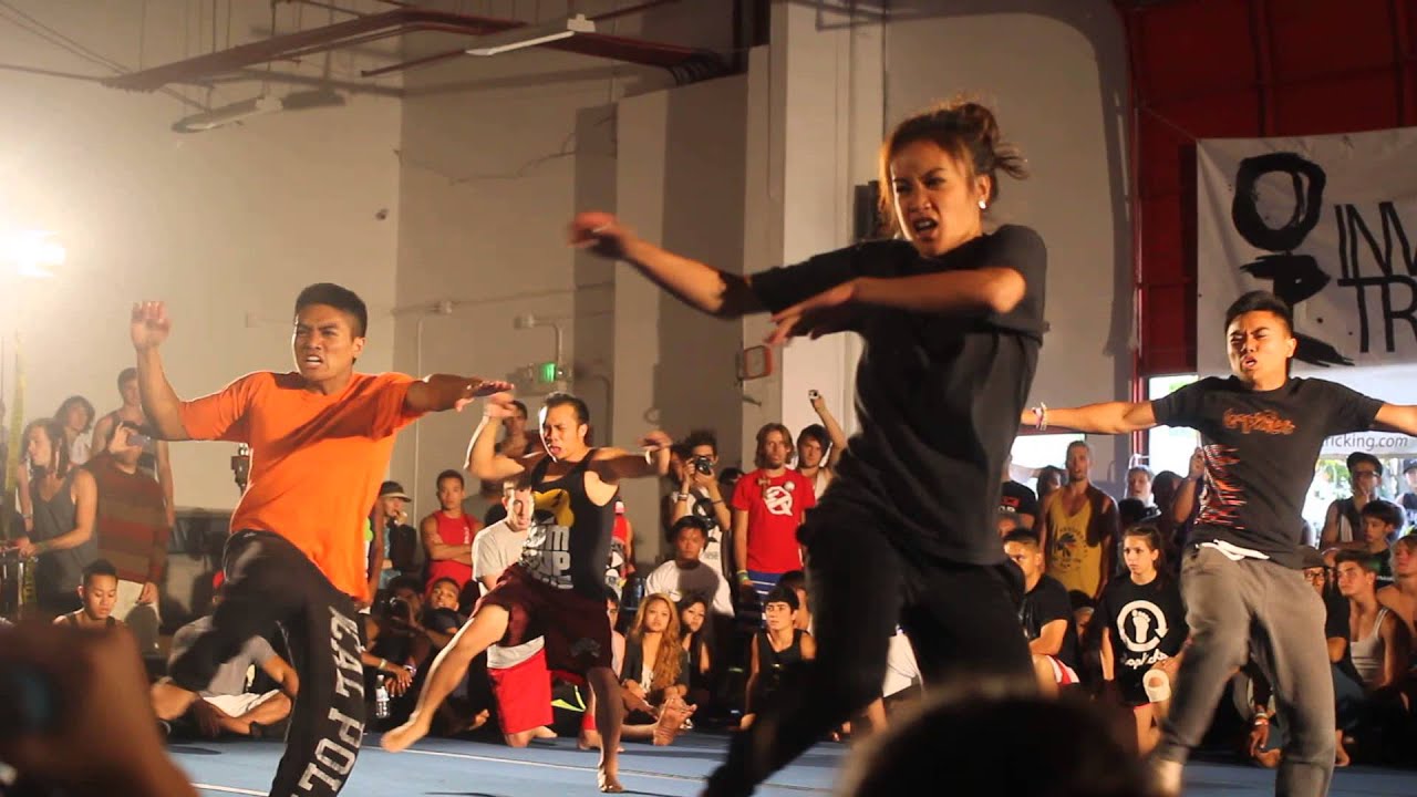 Loopkicks 2013 - Team Loopkicks Night Show Performance - YouTube