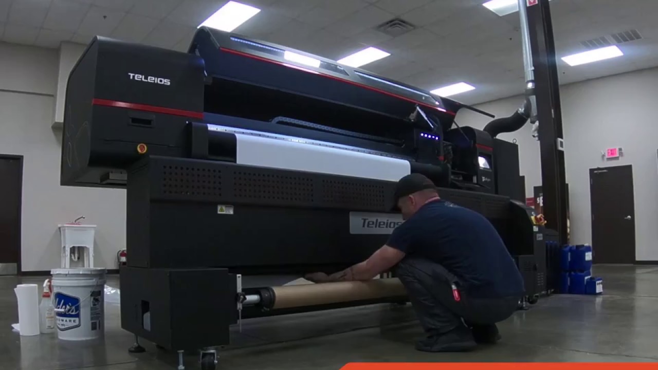 Red Robin Standee Campaign - YouTube