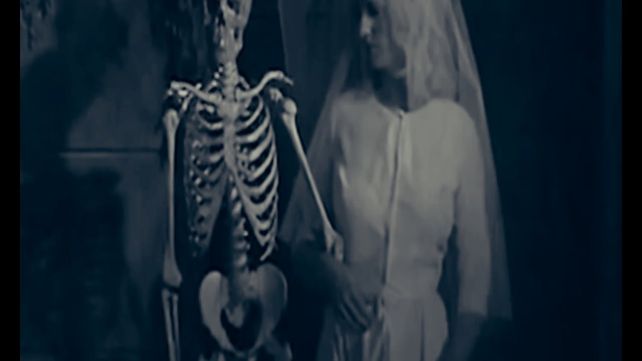 CHASKI-BOOM - LA REINA DE LAS TUMBERAS (VIDEOCLIP) - YouTube