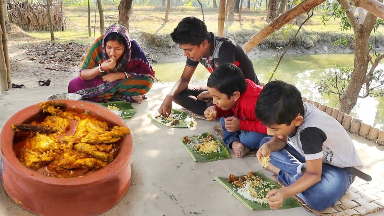 popi kitchen HANDI CHICKEN eating || chicken curry recipe - YouTube