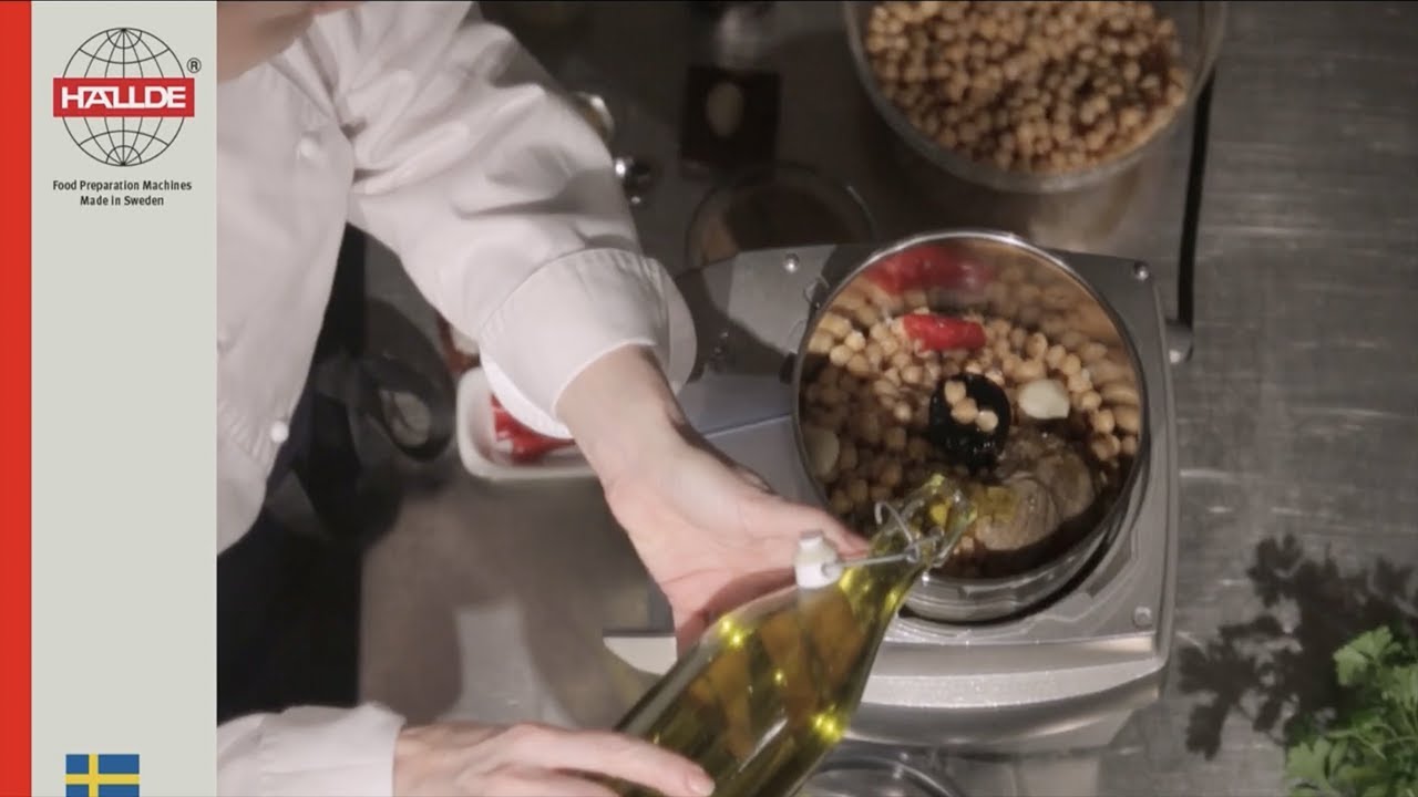 How to make Hummus using a HALLDE CC-34 Combi Cutter - YouTube