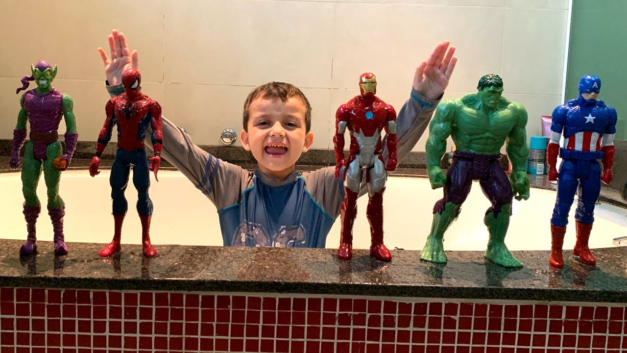 PLAYING DIFFERENT SUPERHERO MARVEL TOYS INSIDE THE SWIMMING POOL ...