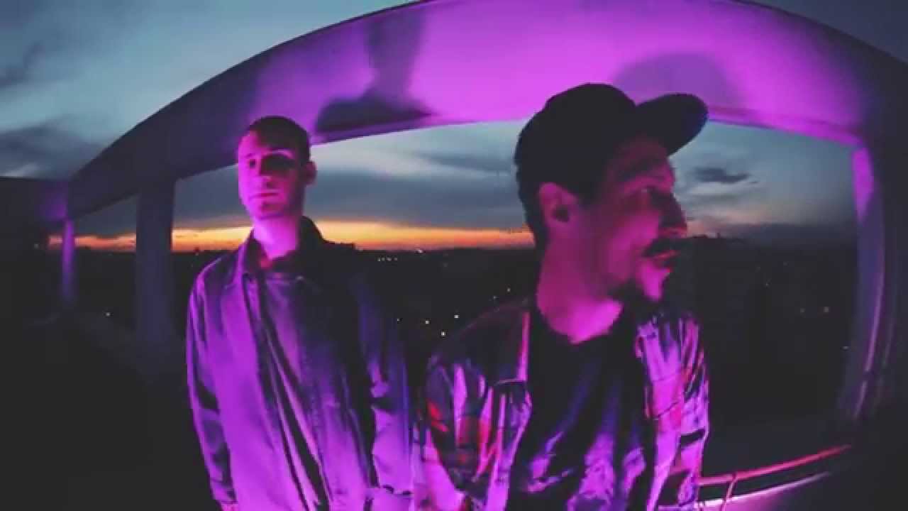 Fratii Grime - Whooo Official Video - YouTube