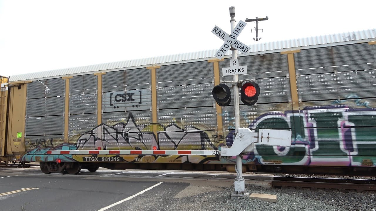UP 8140 Manifest Train South - Armstrong Rd. Railroad Crossing Lodi, CA ...