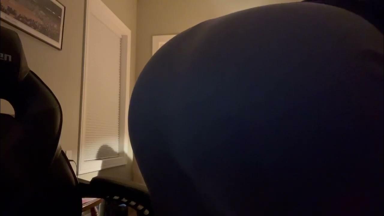 Juicy Wet Fart - YouTube