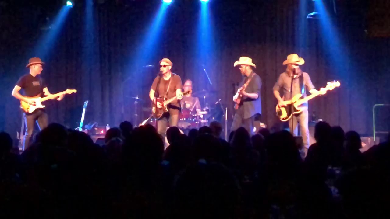 Marshall Crenshaw and The Bottle Rockets - Kit Kat Clock @Birchmere - YouTube