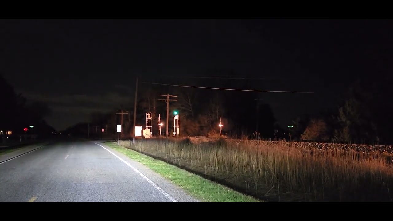 CSX 3062 & CSX 449 Southbound Birch Run Twp. Grain Freight - YouTube