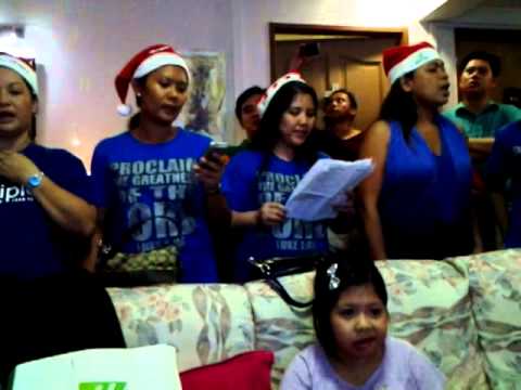 Filipino Christmas Caroling - YouTube