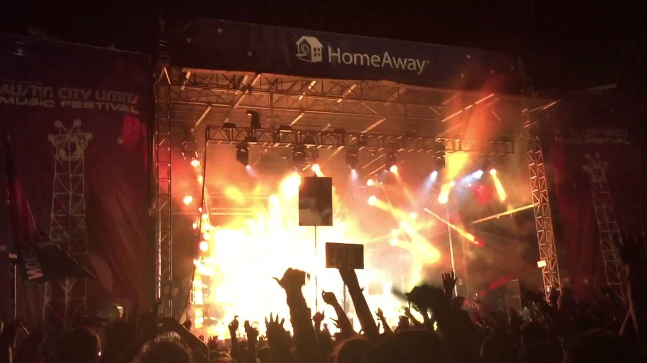 Chainsmokers live at ACL 2016 - YouTube