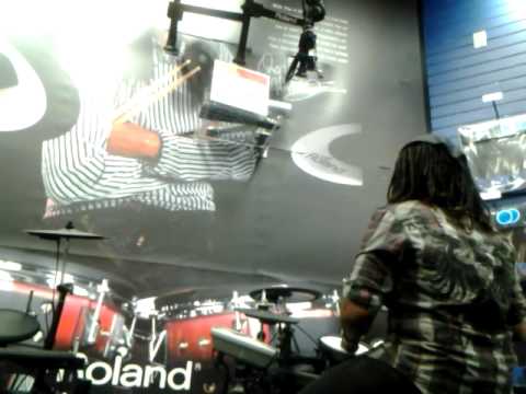 Drummer Girl Diandra Cohill - YouTube