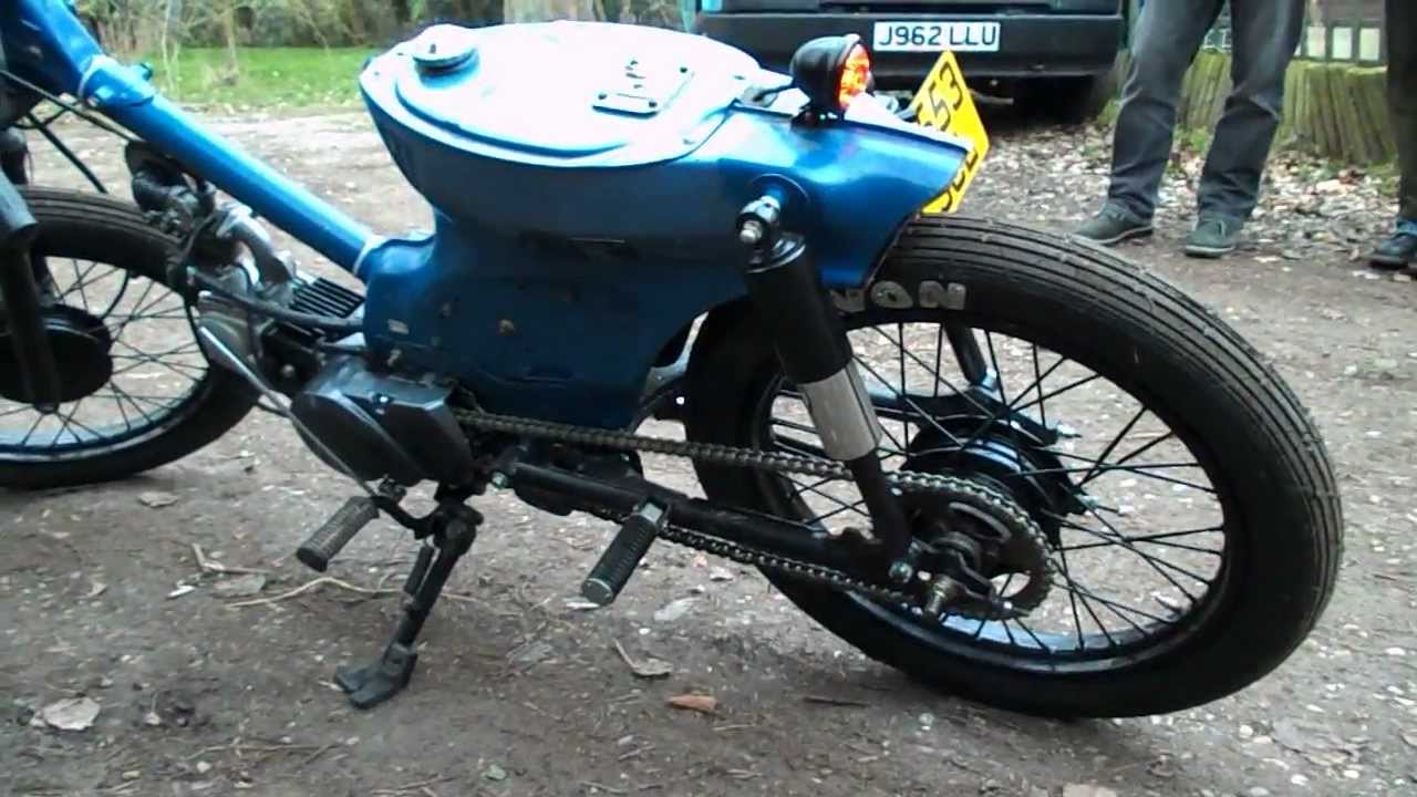 c90 chop walk round - YouTube