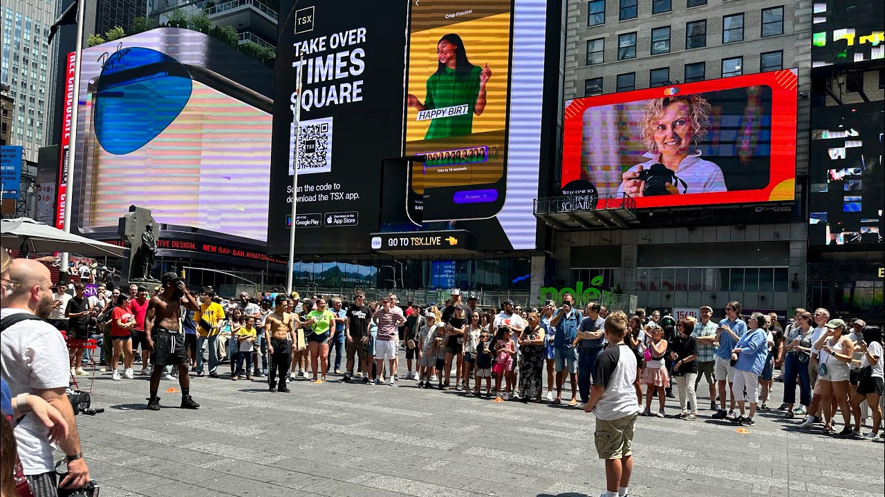 Street Performers in Times Square, NY - YouTube