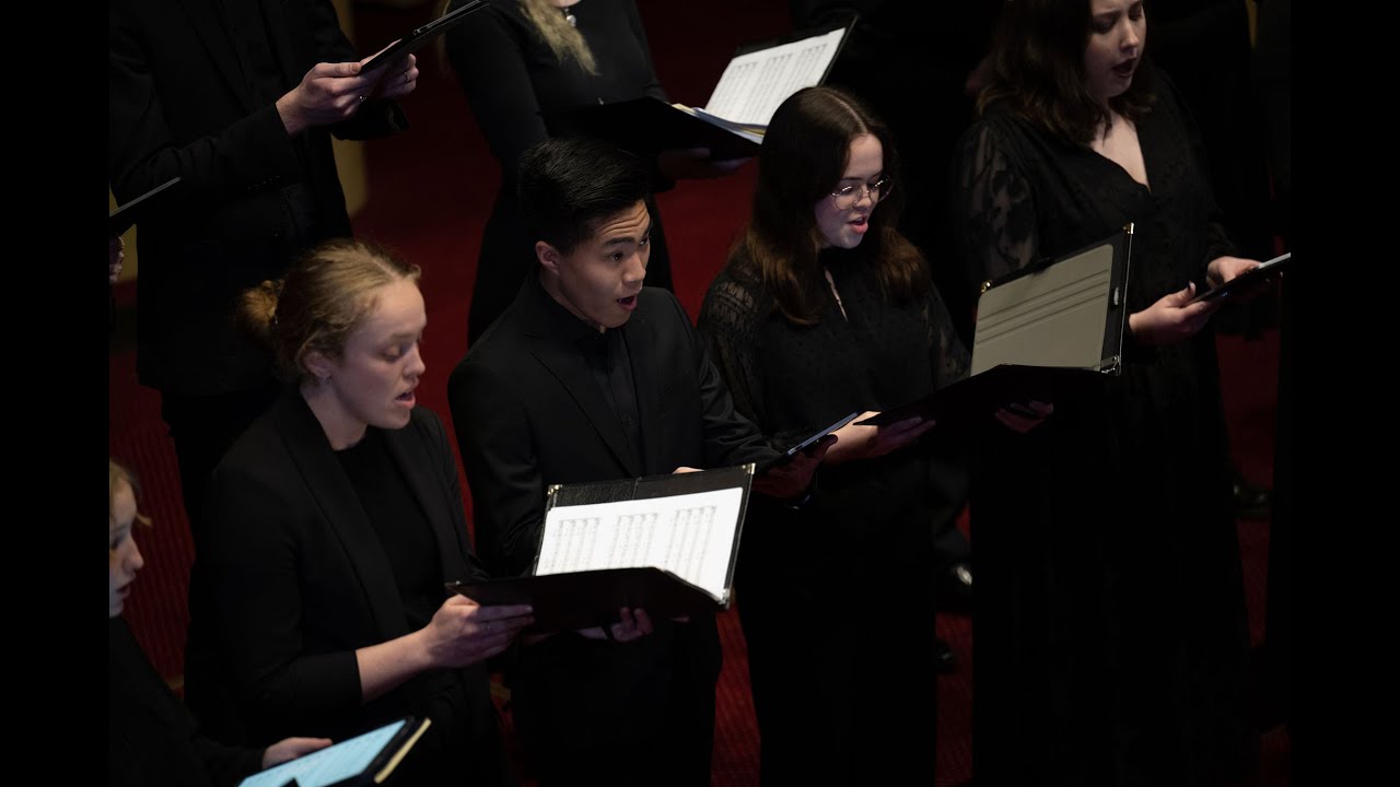 Frank Martin: Mass for Double Choir - Agnus Dei - YouTube
