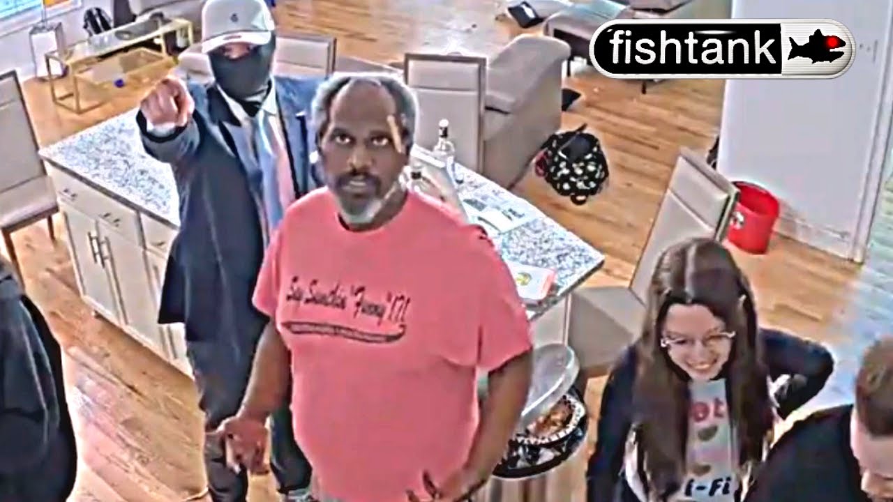 Alex Stein & Dontarius Arrive At The Fishtank House - YouTube