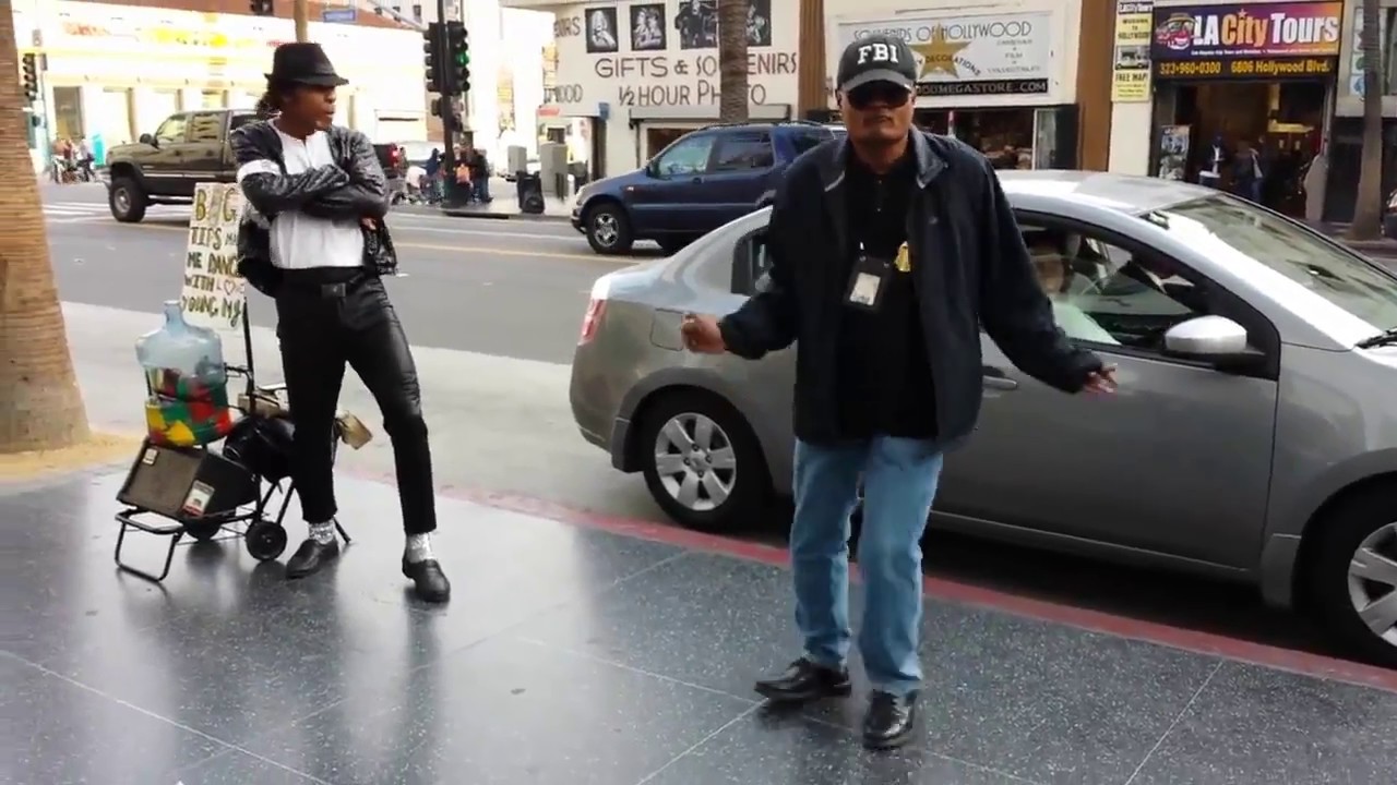 FBI Agent dancing with Michael Jackson - YouTube