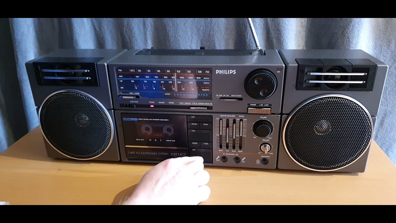 Radio cassette Philips D8454 Sound Machine - YouTube