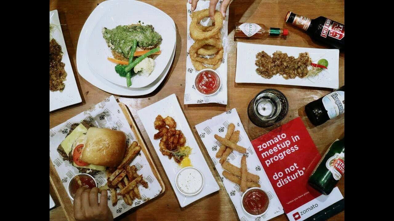 Pablo's Pub and Restaurant - What the Food - YouTube