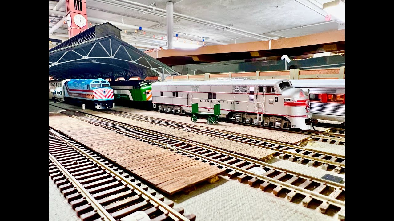Model Train Monday: Oak Park Model Train Club Season 5 Episode 9 - YouTube