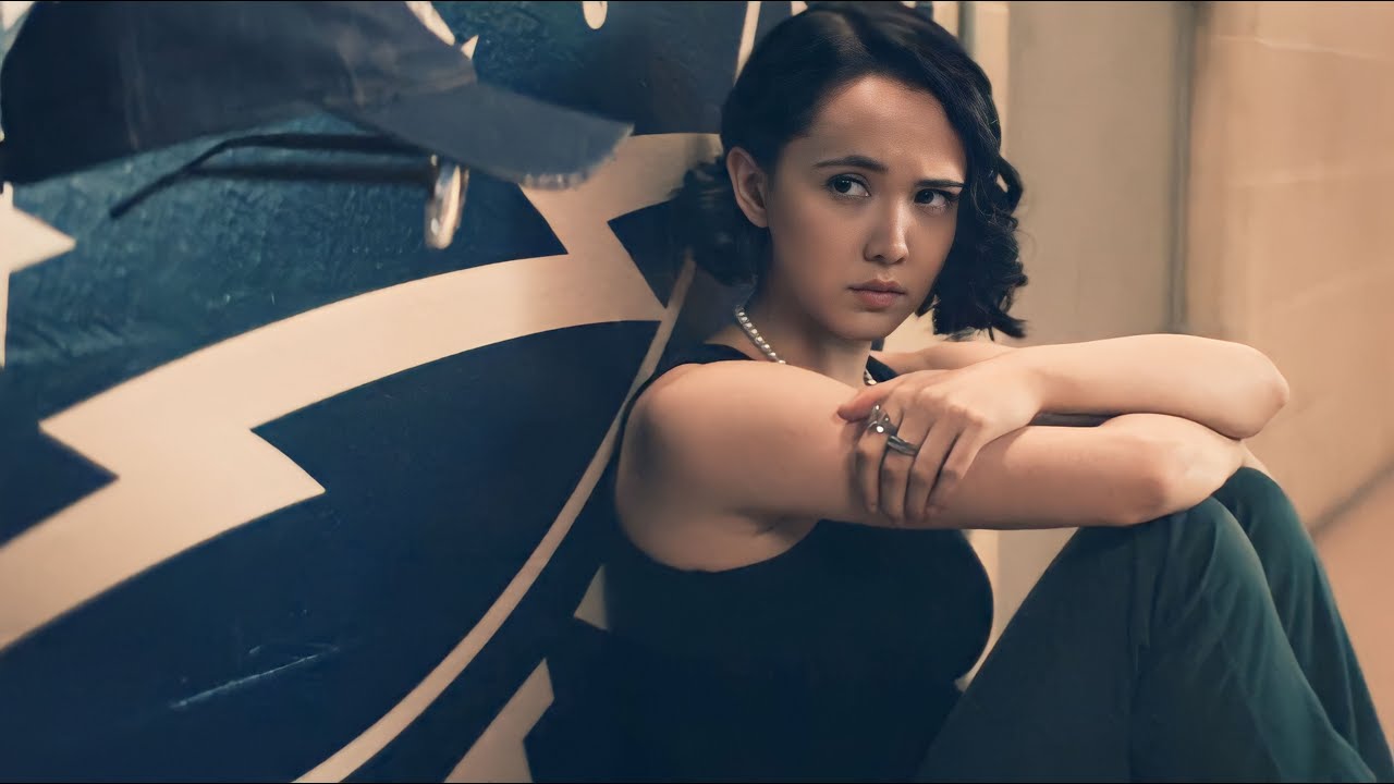 Gen V Episode 5 - Invisible Man tells Jordan that he watch girls in the ...