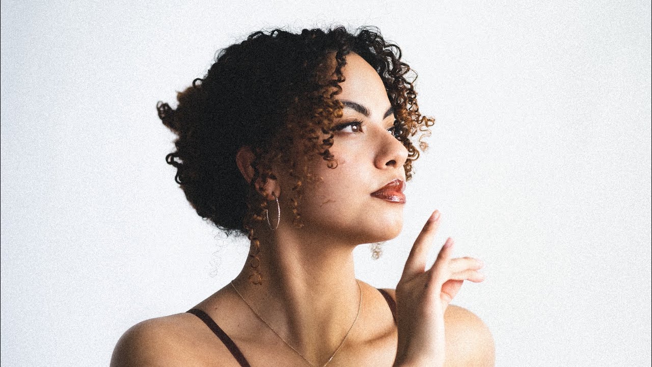 Nicole Castillo-Mavromatis Movement Reel - YouTube