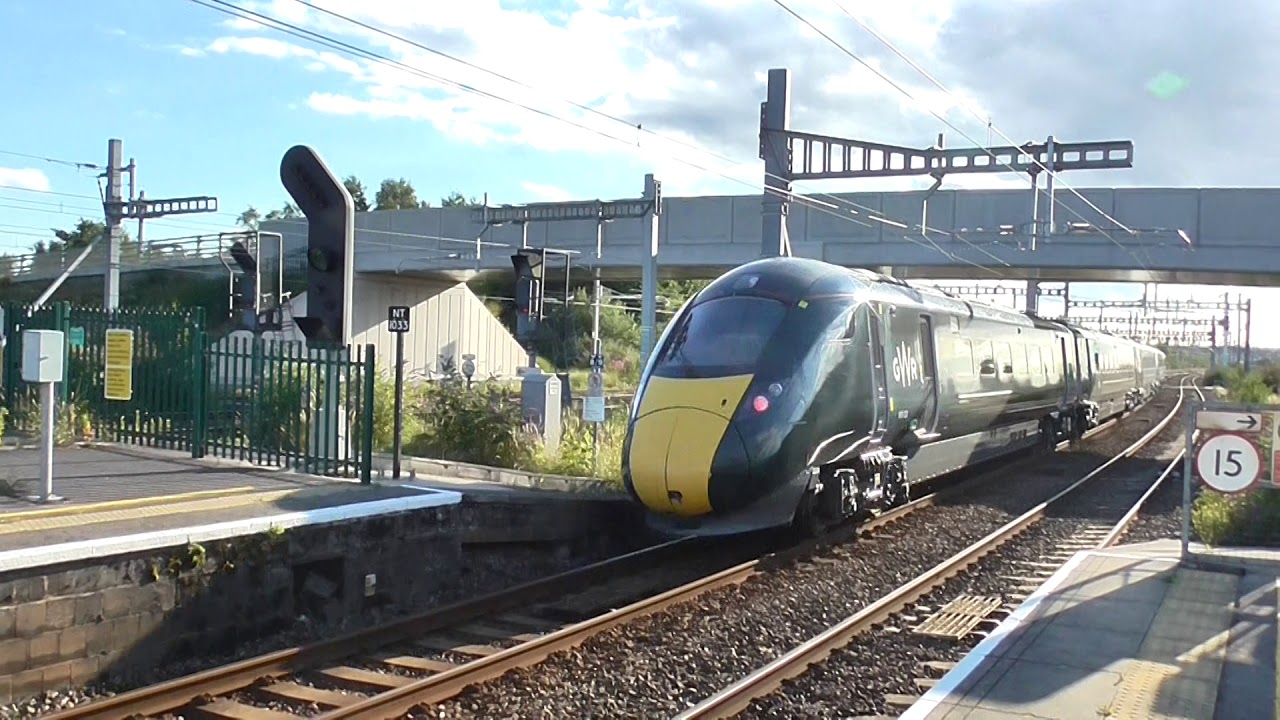 GWR IET no: 800032 @ STJ {2U26} 11/07/2020. - YouTube