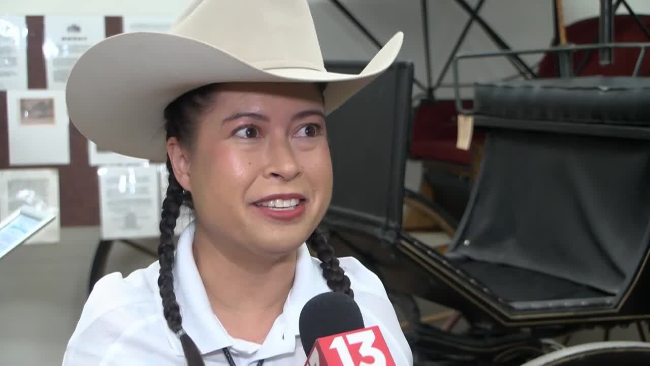 RODEO PARADE: Former Grand Marshal Jessica Cox - YouTube