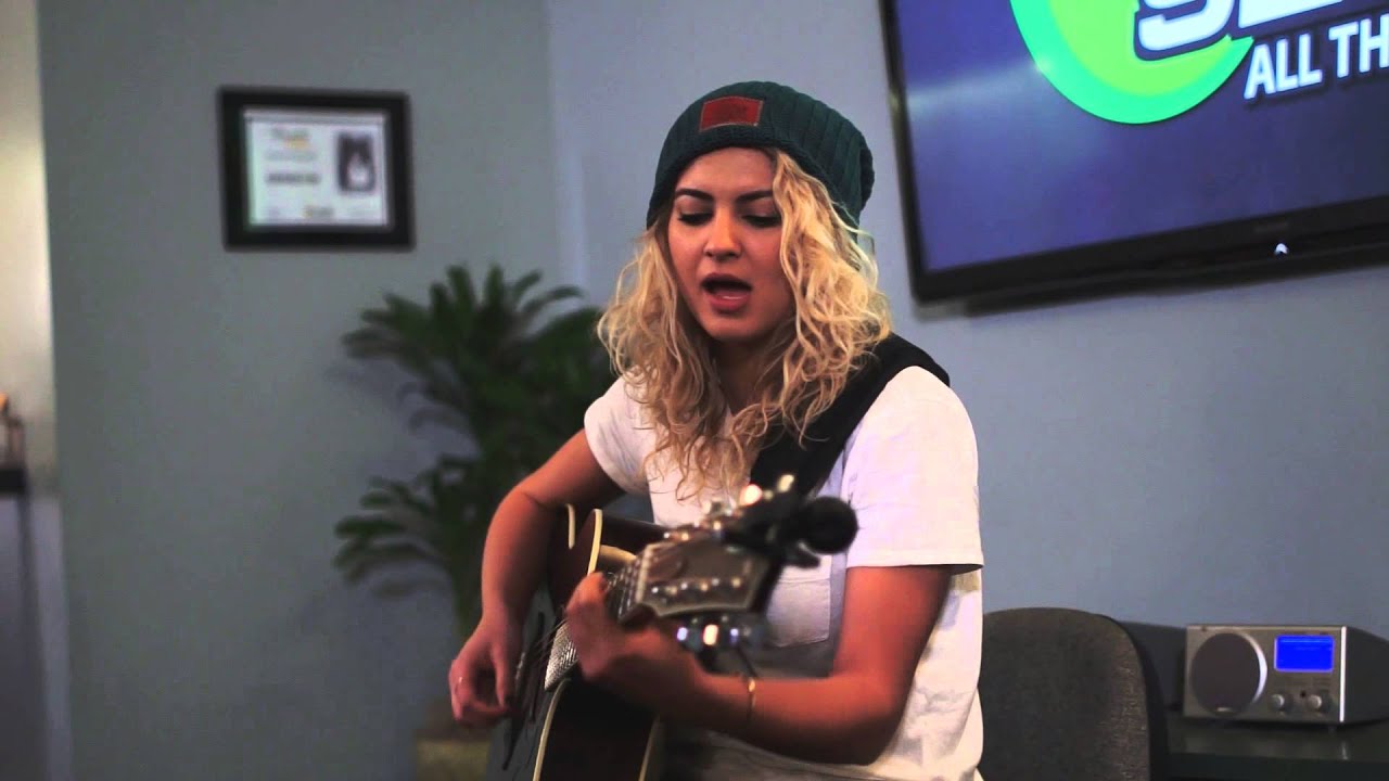 Tori Kelly In-Studio Performance: Nobody Love - YouTube