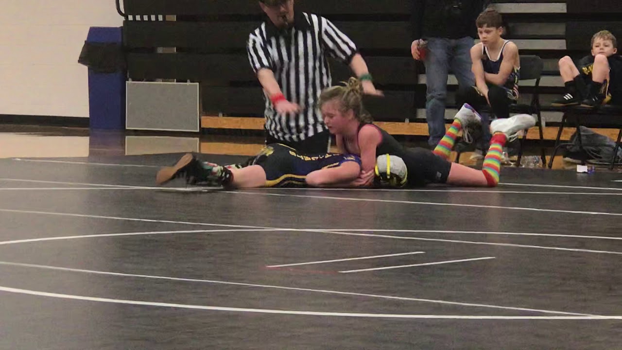 Rayna Richardson vs Kaleigh Kiesgan - YouTube