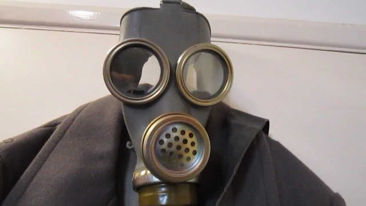 Soviet/East German MM1 Respirator - YouTube