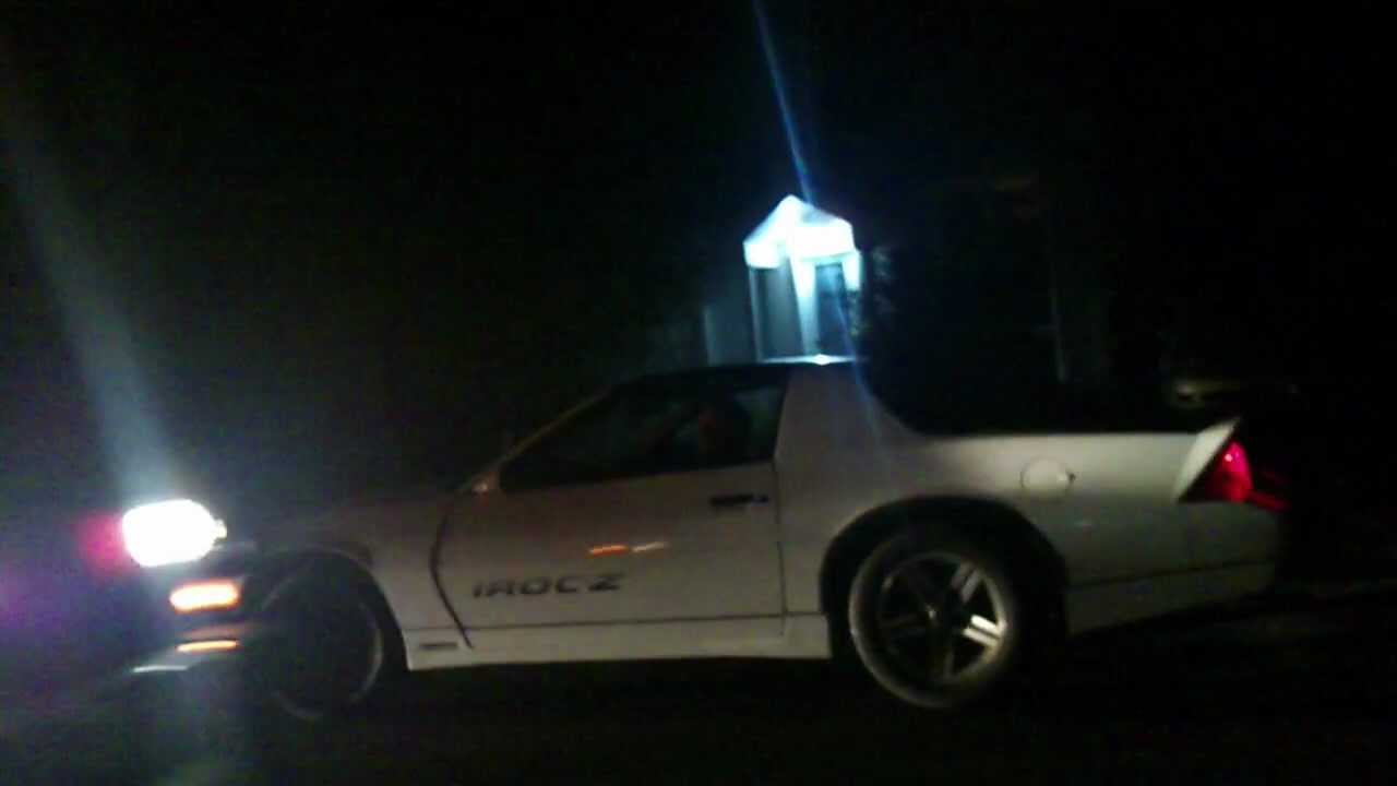 Camaro Iroc Z Amazing Burn - YouTube