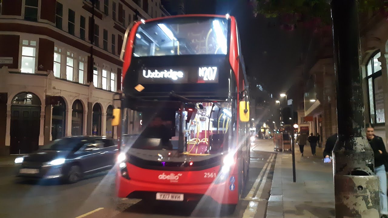 Shabby FRV - TFL Bus Route N207: Holborn - Uxbridge | 2561 / YX17NVH ...