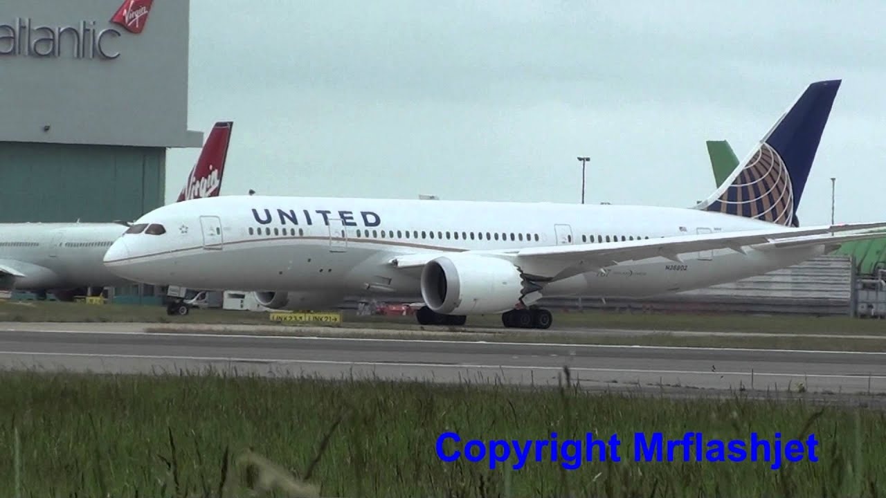 United Airlines 787 Dreamliner - The First Flight from London Heathrow ...