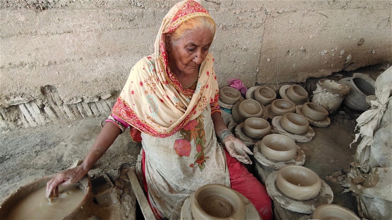 Clay Pottery Making on Wheel | Amazing Art of Pottery Carving | Ancient ...
