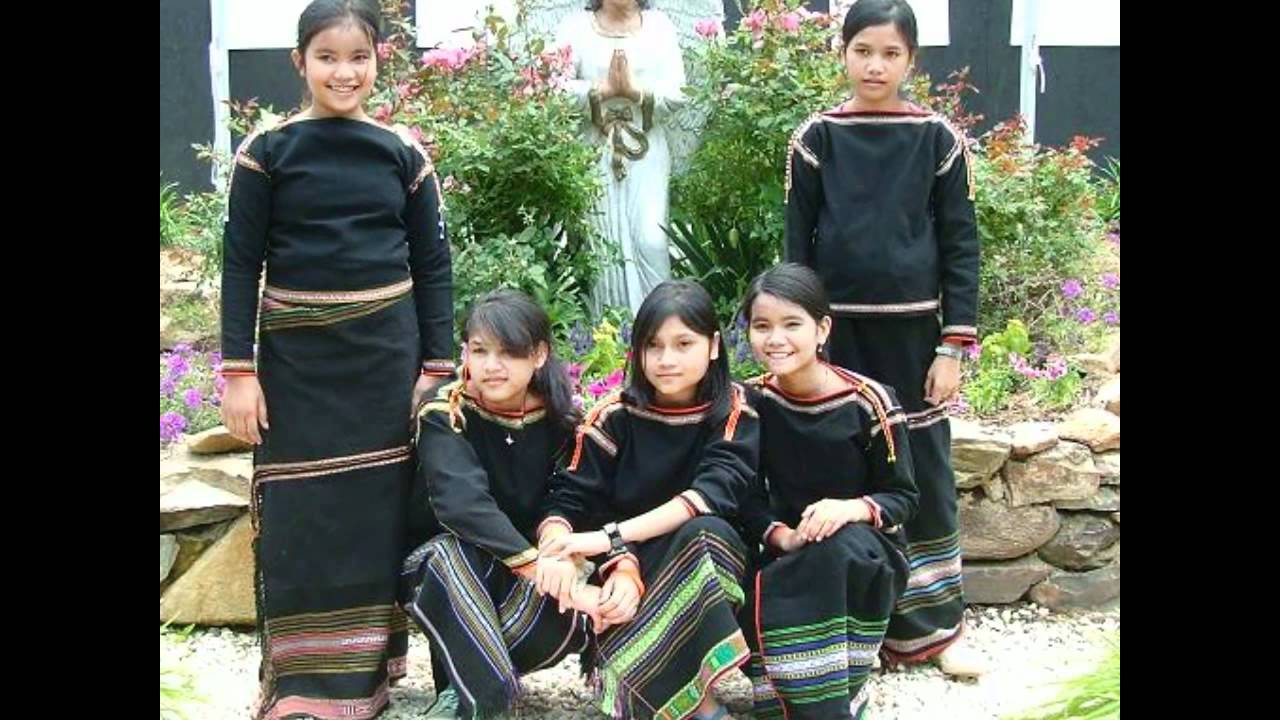 Lil Kenni - Mung Blung (Montagnard Culture & History) - YouTube