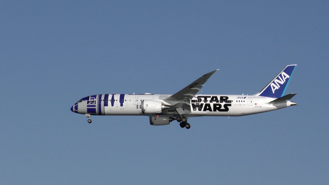 R2-D2 ANA JET (JA873A / Boeing 787-9 Dreamliner / All Nippon Airways ...