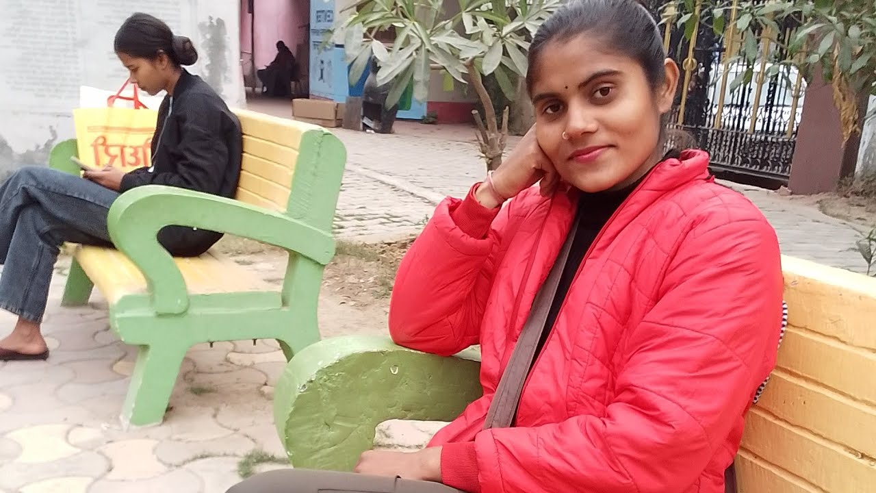 official Reema chaurasiya is live@good morning सभी दोस्तों को#आज 6 बजे ...