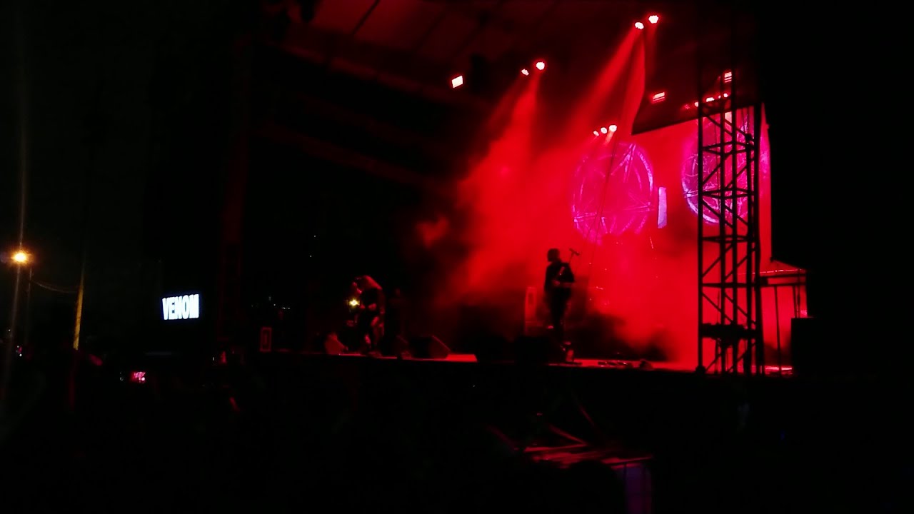Venom - Witching Hour LIVE QuitoFest (Quito, Ecuador 2022) - YouTube