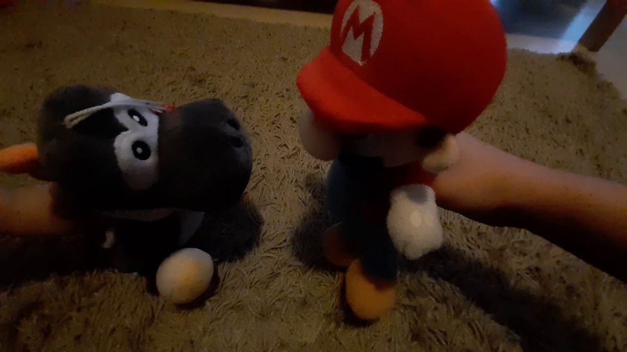 SMW Short: mario and black yoshi switch body - YouTube