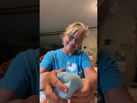 Temu ice cube maker! I would recommend. - YouTube