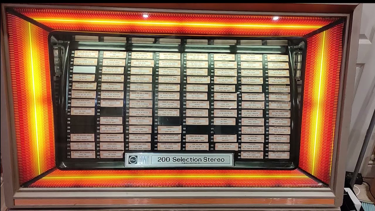 Rowe Jukebox R88 Battery Replacement - YouTube