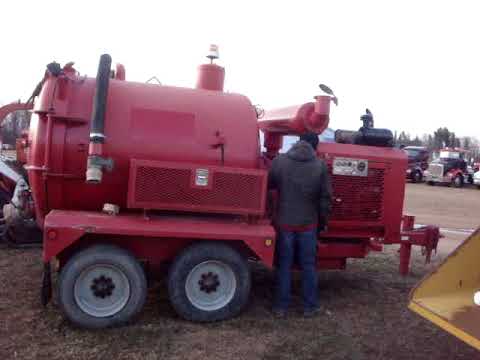 Jays Versavac Vacuum Trailer from Elderon Truck / Truck World - YouTube
