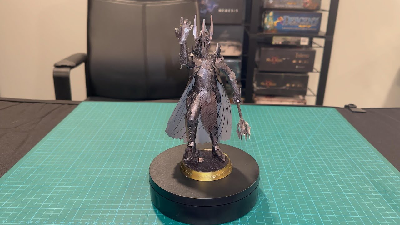 Metal Earth Sauron - YouTube