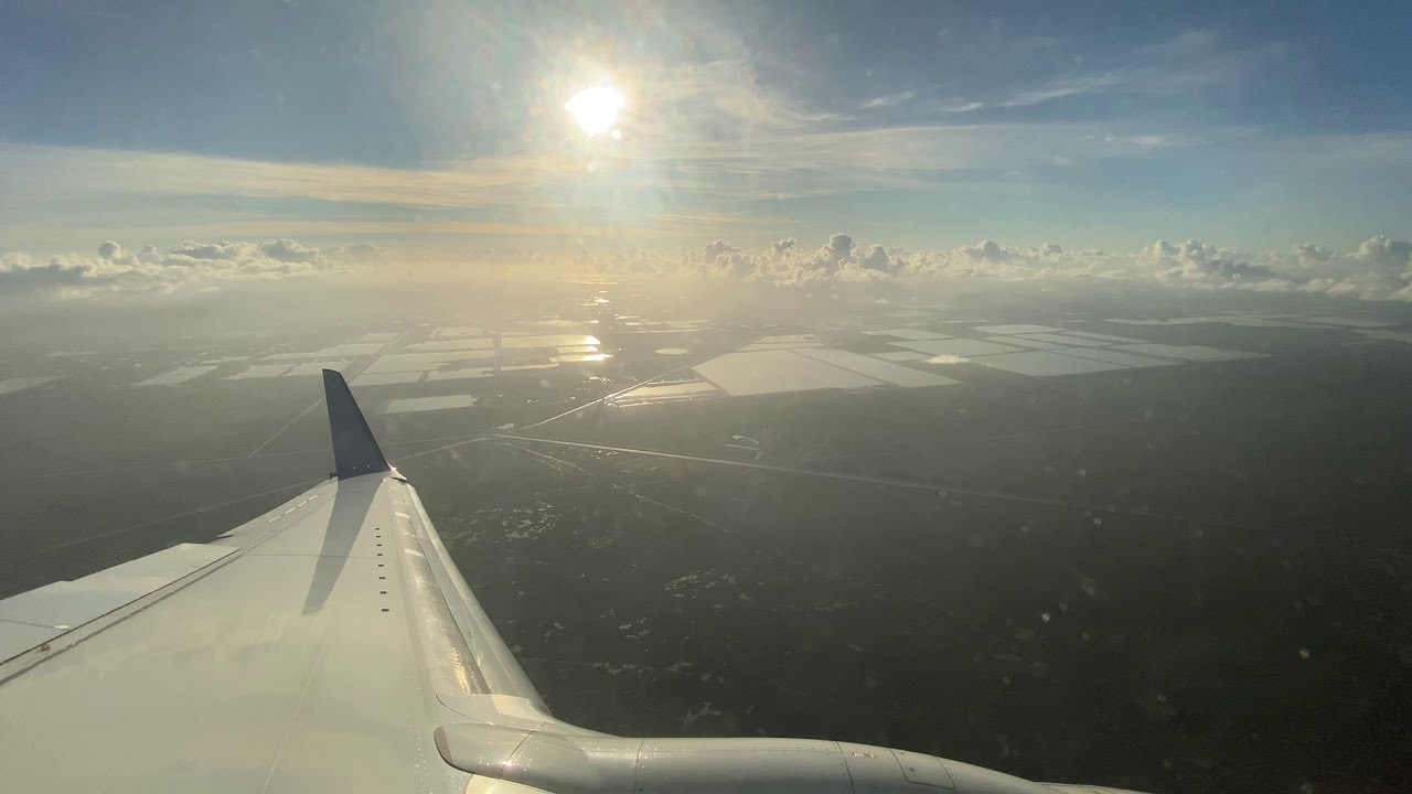 American Airlines Flight 42: Landing at Miami International Airport ...